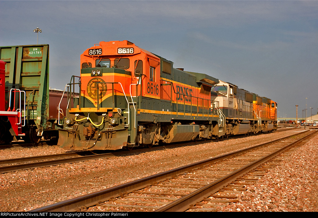BNSF 8616